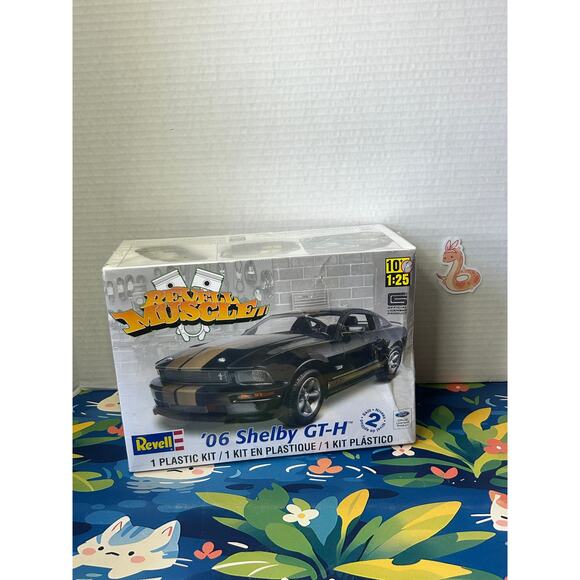 Revell | Toys | 206 Ford Mustang Shelby Gth 25 Scale Revell Muscle ...